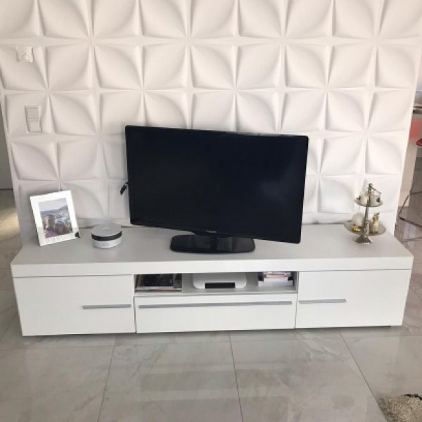 Susanna Barber Interior – White Luxury